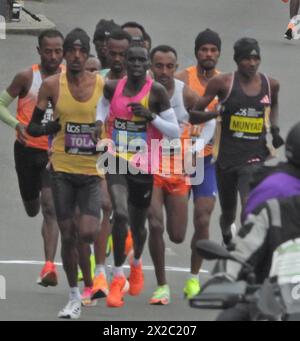 Men's elite race winner Alexander Mutiso Munyao during the 2024 TCS London Marathon winners ...