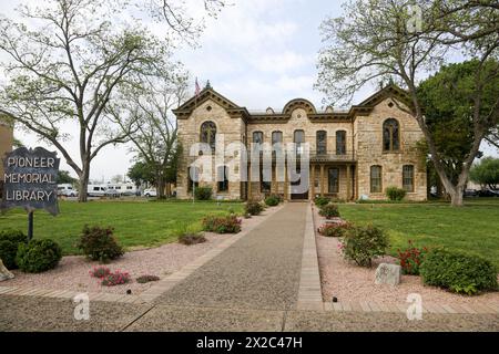 Pioneer Memorial Library, Fredericksburg Stock Photo - Alamy