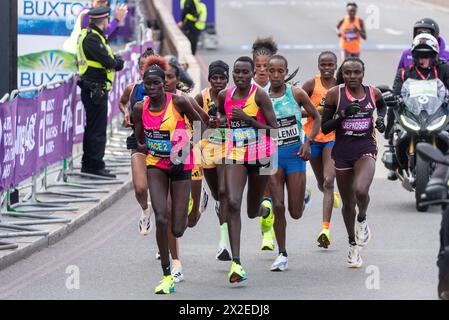 Leading elite female athletes competing in the TCS London Marathon 2023 ...