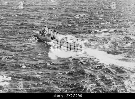 The Destroyer HMS Beverley Stock Photo - Alamy