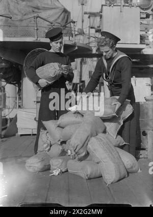 WARM DRY CLOTHING FOR MERCHANT NAVY SURVIVORS TO BE CARRIED IN HM SHIPS ...