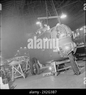 British Bomber Handley Page "Halifax," 1942 Stock Photo - Alamy