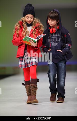 MOSCOW - FEBRUARY 22: Unidentified beautiful child models wear fashions ...