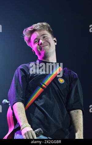 Italian singer Alfa performs during Alfa - Non so chi ha creato il ...