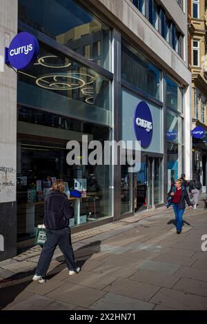 Currys electrical shop Oxford Street, London Stock Photo - Alamy