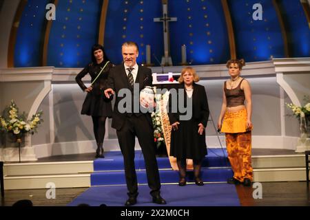 Leonie Krieg als Kim Olkowski während der Fotoprobe für das Stück ...