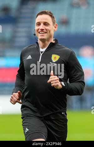 Steven McLean, Scottish Football Association referee, warming up before ...