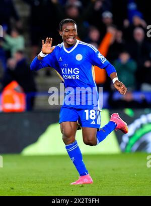 7, Abdul Fatawu of Leicester City celebrates the goal during the Sky ...