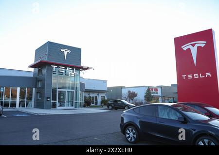 Reno, United States. 19th Apr, 2024. Vehicles on Interstate 580 drive ...