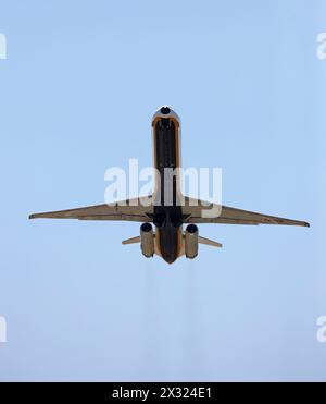ITALY, Naples, international airport Capodichino, airplanes warning ...