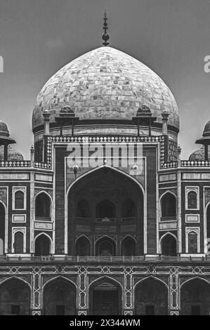06 11 2004 Vintage Old Black and White Photo of Humayun tomb a UNESCO ...