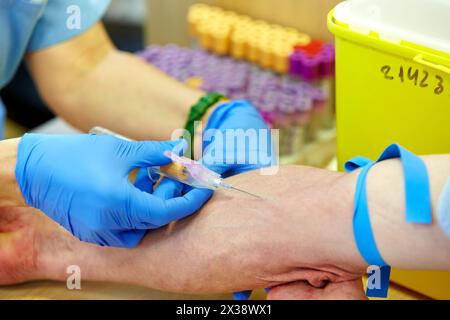 Blood collection, Nursing room, Medical consultation, Ambulatory Lezo ...