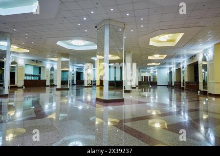 MOSCOW, RUSSIA - OCT 26, 2016: Hall interior of Lomonosovsky building ...