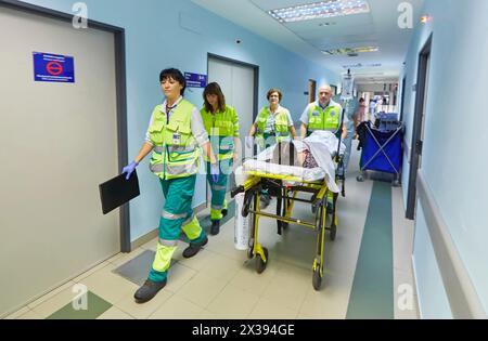Patient transfer stretcher, Emergency room, Hospital Donostia, San ...