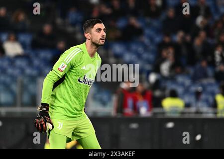 Mattia Perin of Juventus FC looks on prior to the Serie A football ...