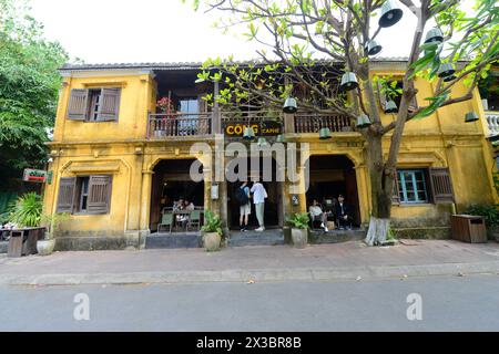 Cong Caphe in the old town of Hoi An, Vietnam Stock Photo - Alamy