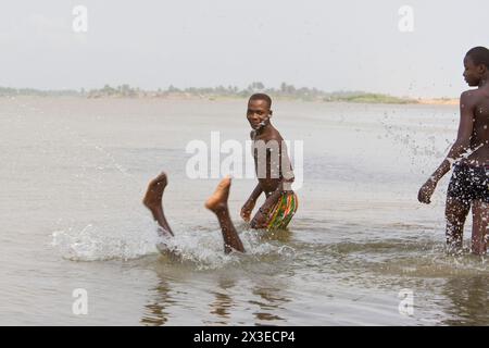 BATHING IN THE MONO RIVER BENIN Stock Photo - Alamy