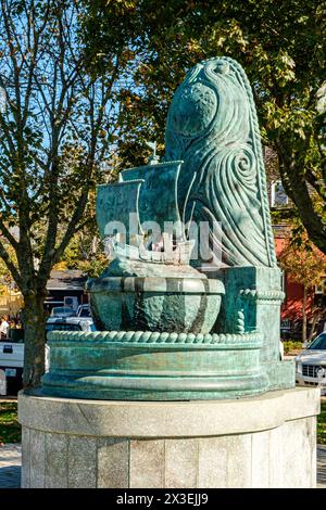 Columbus Quincentennial Memorial, Independence Park, Thames Street ...