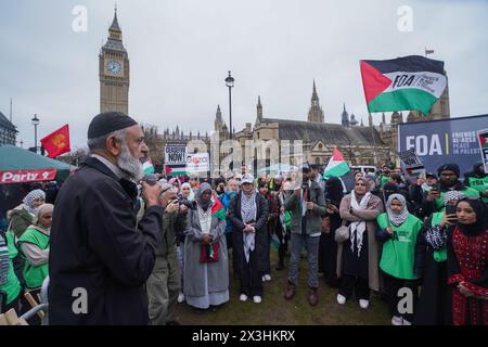 27 April 2024 - London Pro Palestine March Stock Photo - Alamy