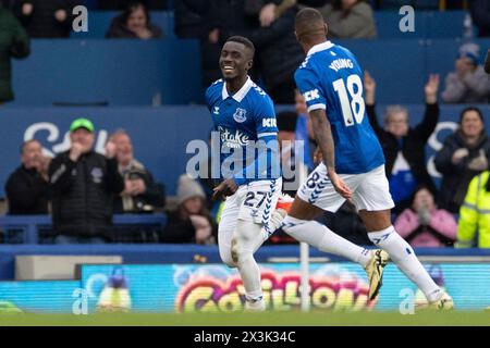 Idrissa Gueye of Everton celebrates his goal making it 1-0 during the ...