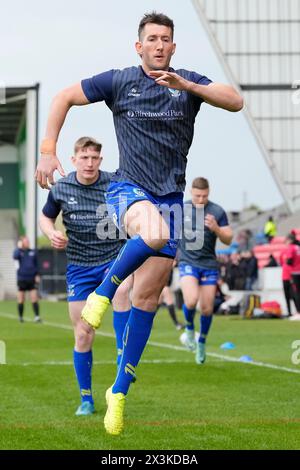 Stefan Ratchford #4 of Warrington Wolves warms up before the Rugby ...