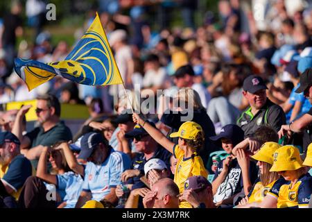 Sydney, Australia. 27th Apr, 2024. Shea Connors of Sydney FC warms up ...