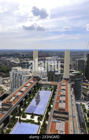 Lift 109 viewing platform at the top of Battersea Power Station's ...