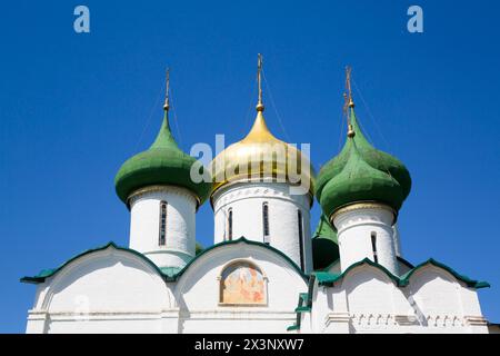 Domes of The Saviour Monastery of St. Euthymius in Suzdal, Russia Stock ...