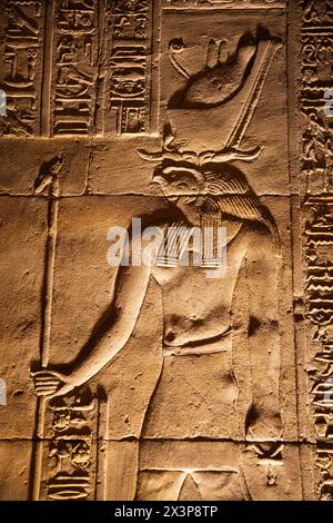 Pharaoh, Reliefs, Sanctuary, Dendera Temple of Hathor, UNESCO World ...
