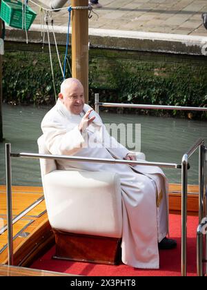 Venice, Italy. 28th Apr, 2024. St. Mark's Square, Venice, Italy, April ...