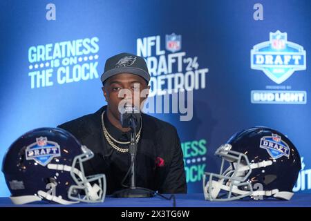 Philadelphia Eagles cornerback Quinyon Mitchell (27) looks on during ...