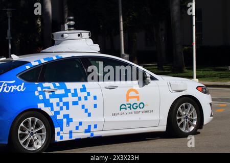 Driverless car in real test on the streets of Miami Stock Photo - Alamy