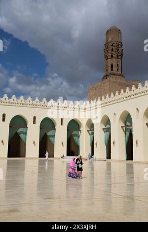 Al-Hakim Mosque, 1013 AD, Al-Muizz Street, Historic Cairo, UNESCO World ...