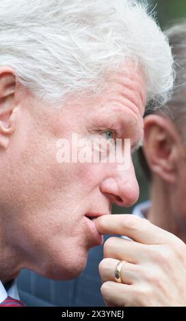 Bill Clinton in downtown Pittsburgh, Pennsylvania the day before the PA ...