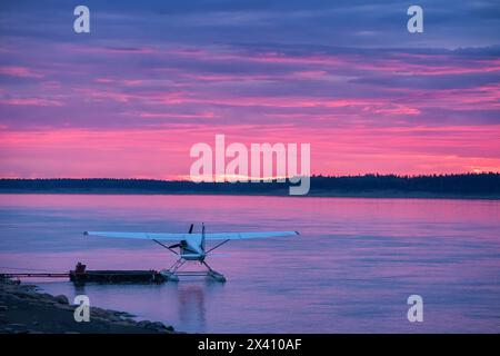 Floatplane in Sunset over the MacKenzie River, Fort Simpson, Northwest ...