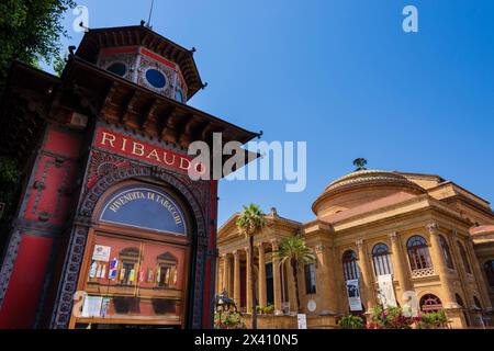 massimo theater in palermo in sicily (italy Stock Photo - Alamy