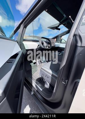 Minimalist Interior Design of the Tesla Cybertruck with Advanced ...