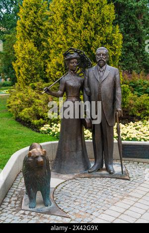 Statue of George Armitstead in the National Opera gardens in Riga ...