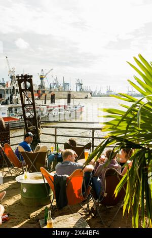 Beach Club Strand Pauli, at the jetties in Oat harbour, Hamburg ...