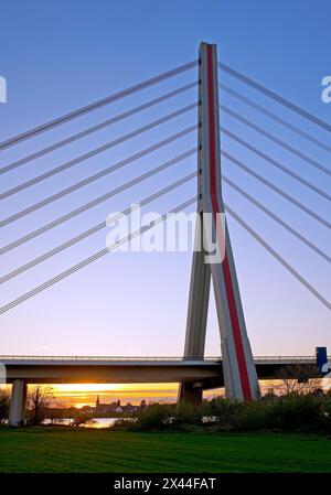 Fleher Bridge over the Rhine with the highest bridge pylon in Germany ...