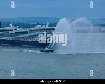 The Cunard cruise ship Queen Anne (funnel Stock Photo - Alamy