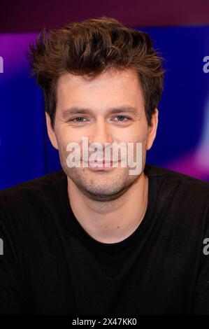 Tilo Jung in der ARD-Talkshow maischberger im Studio Berlin Adlershof ...