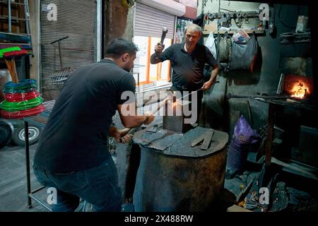 Working blacksmith, Sanliurfa bazaar, Turkey Stock Photo - Alamy