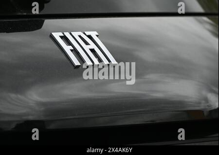 Fiat / Schriftzug / Logo Stock Photo - Alamy