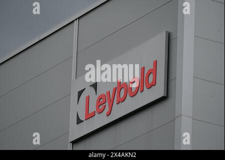 Logo, Schriftzug der Firma Leybold Vacuum die zum schwedischen ...