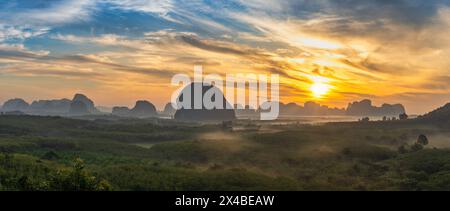 Mountain sunrise view at Din Deang Doi viewpoint with tropical forest ...
