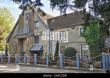 Saxon Mill character country pub and restaurant. Guys Cliffe, Warwick ...
