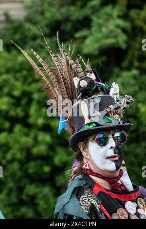 Morris dancing around a Maypole Stock Photo - Alamy