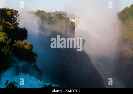 Mist rising up from below at Victoria Falls, Zimbabwe, Victoria Falls ...