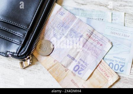 A wad of Moroccan dirham bills Stock Photo - Alamy